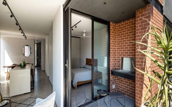 Face Bricks for Coastal vs Inland Properties | Dezyno Bricks
